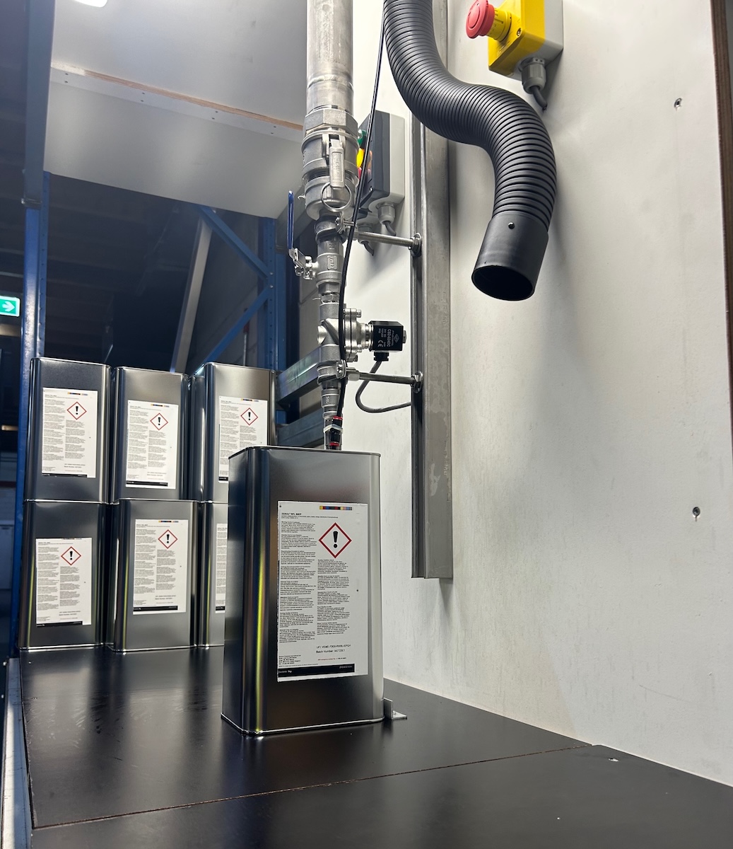 Zelfgebouwde afvulmachine – Stubbe Logistiek